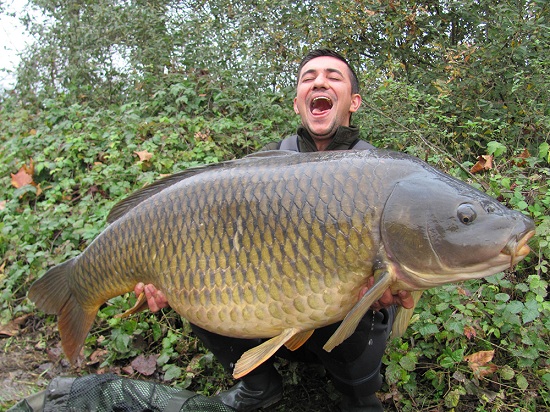 Crap comun de 31 kg pentru Cristi Marinica, consultant Select Baits